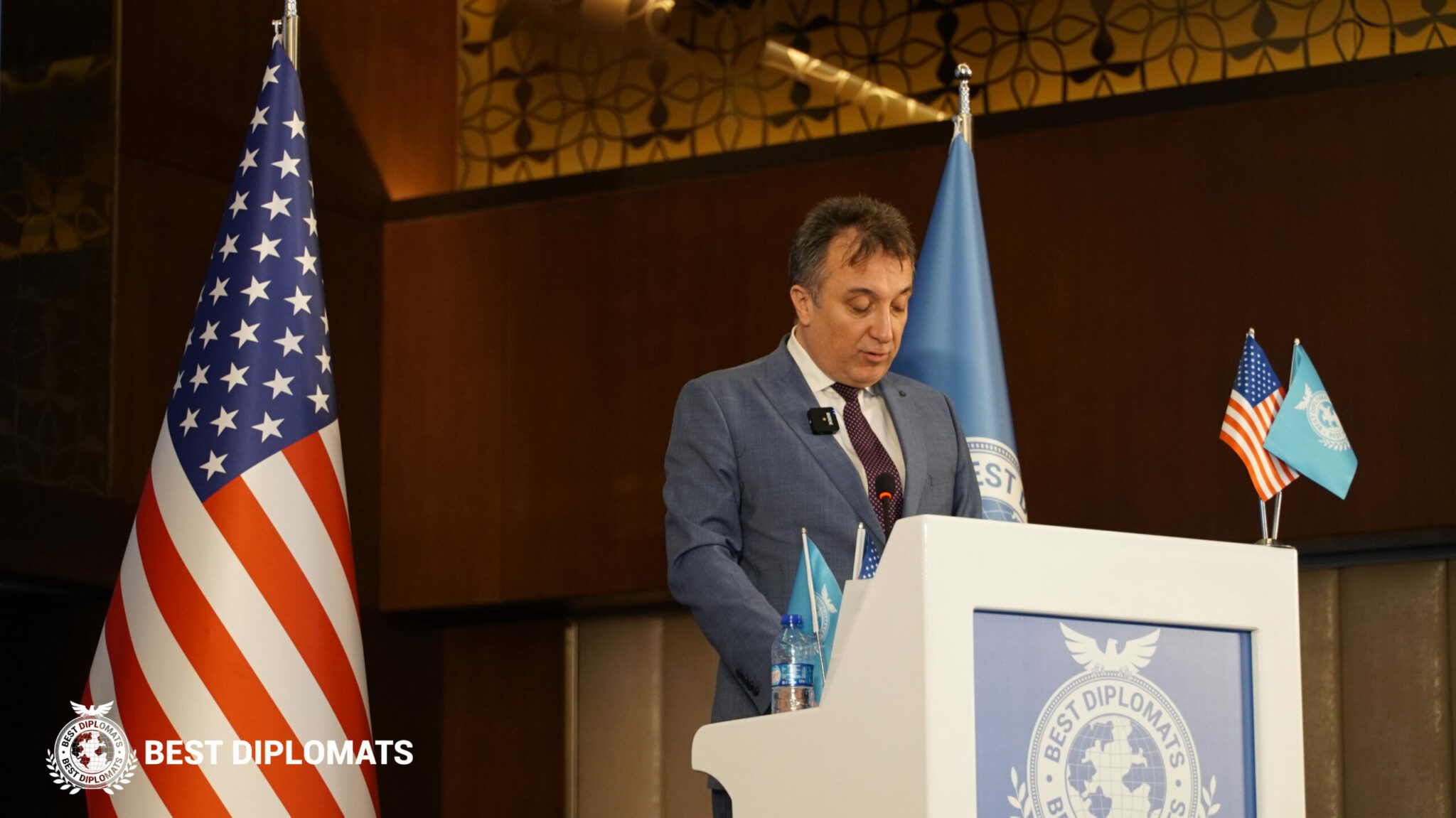 Best Diplomats | Master Diplomacy, Negotiations & Leadership